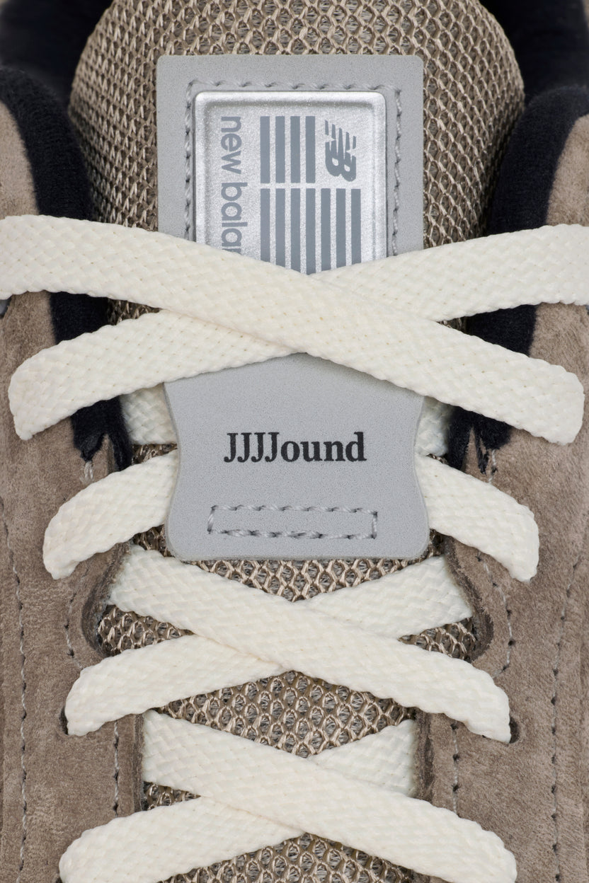 New Balance 990v4 - Mushroom – JJJJound