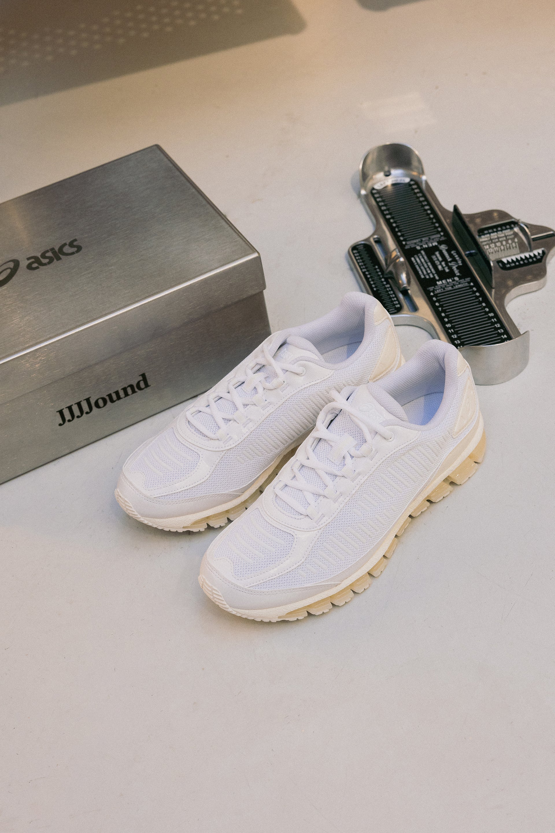 Installations – JJJJound